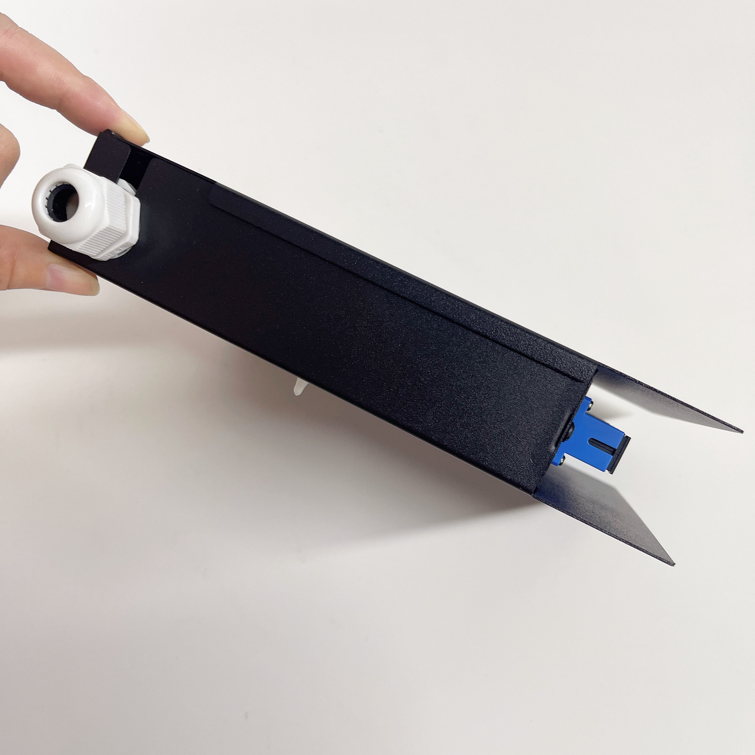 8 코어 SC UPC 실내 벽 장착 광섬유 패치 패널 유통 터미널 박스